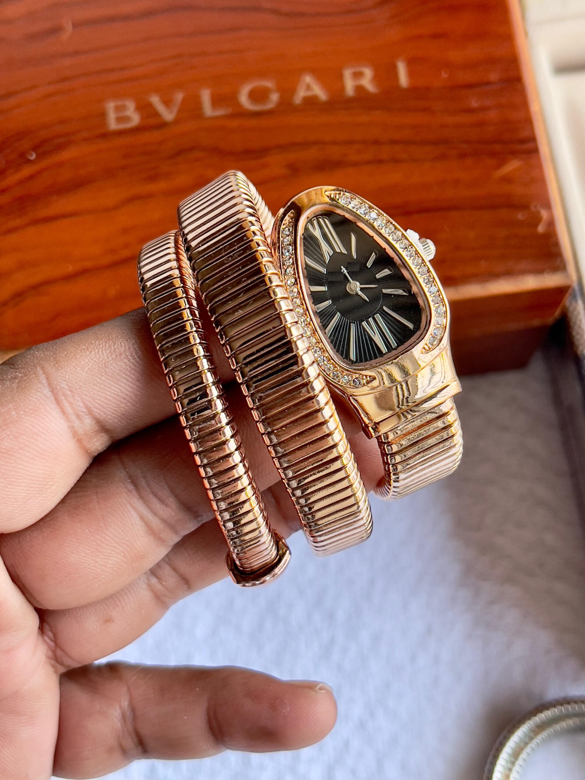 Serpenti collection snake inspired watches – SSHOP STORE