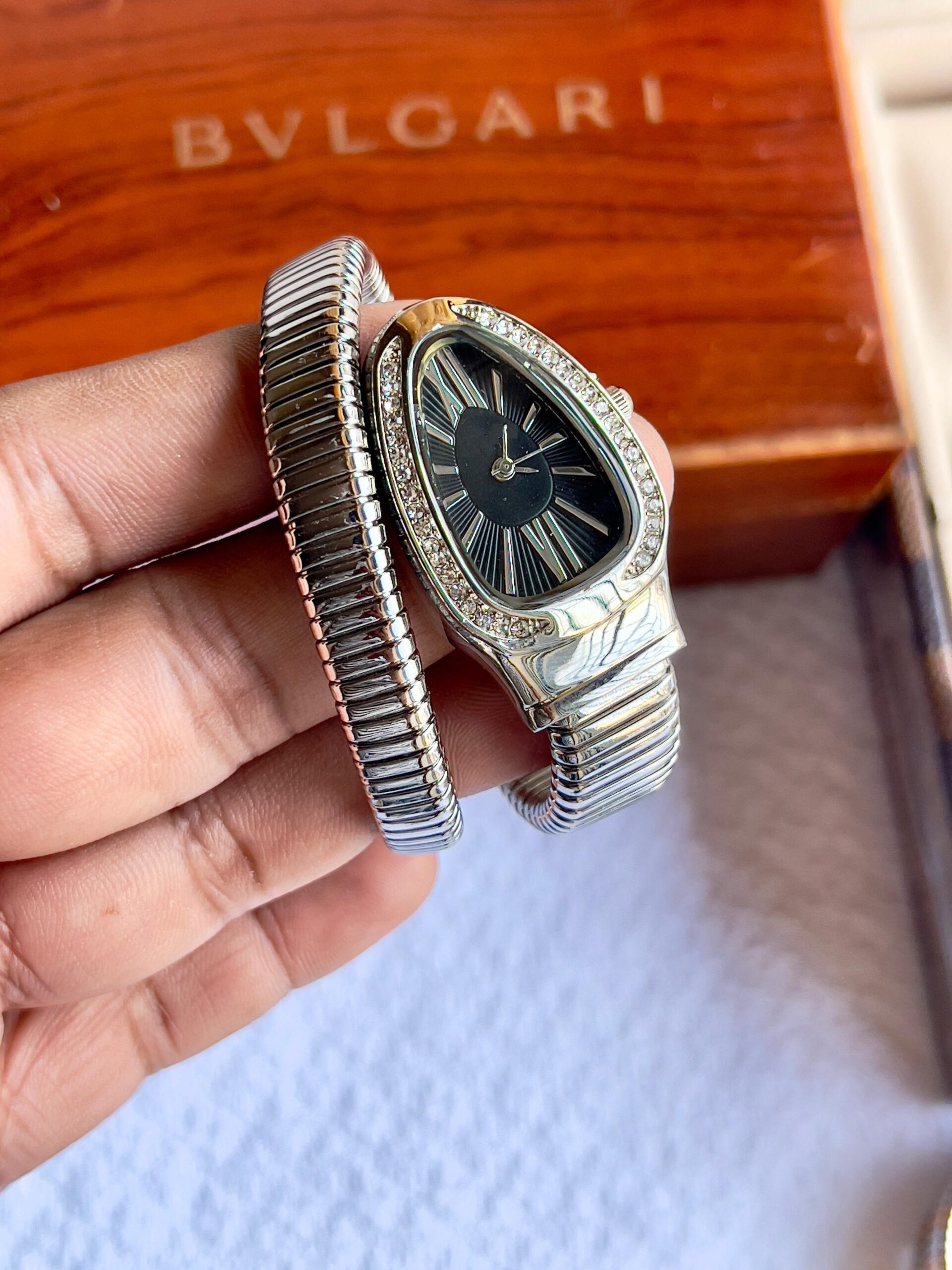 Serpenti collection snake inspired watches – SSHOP STORE